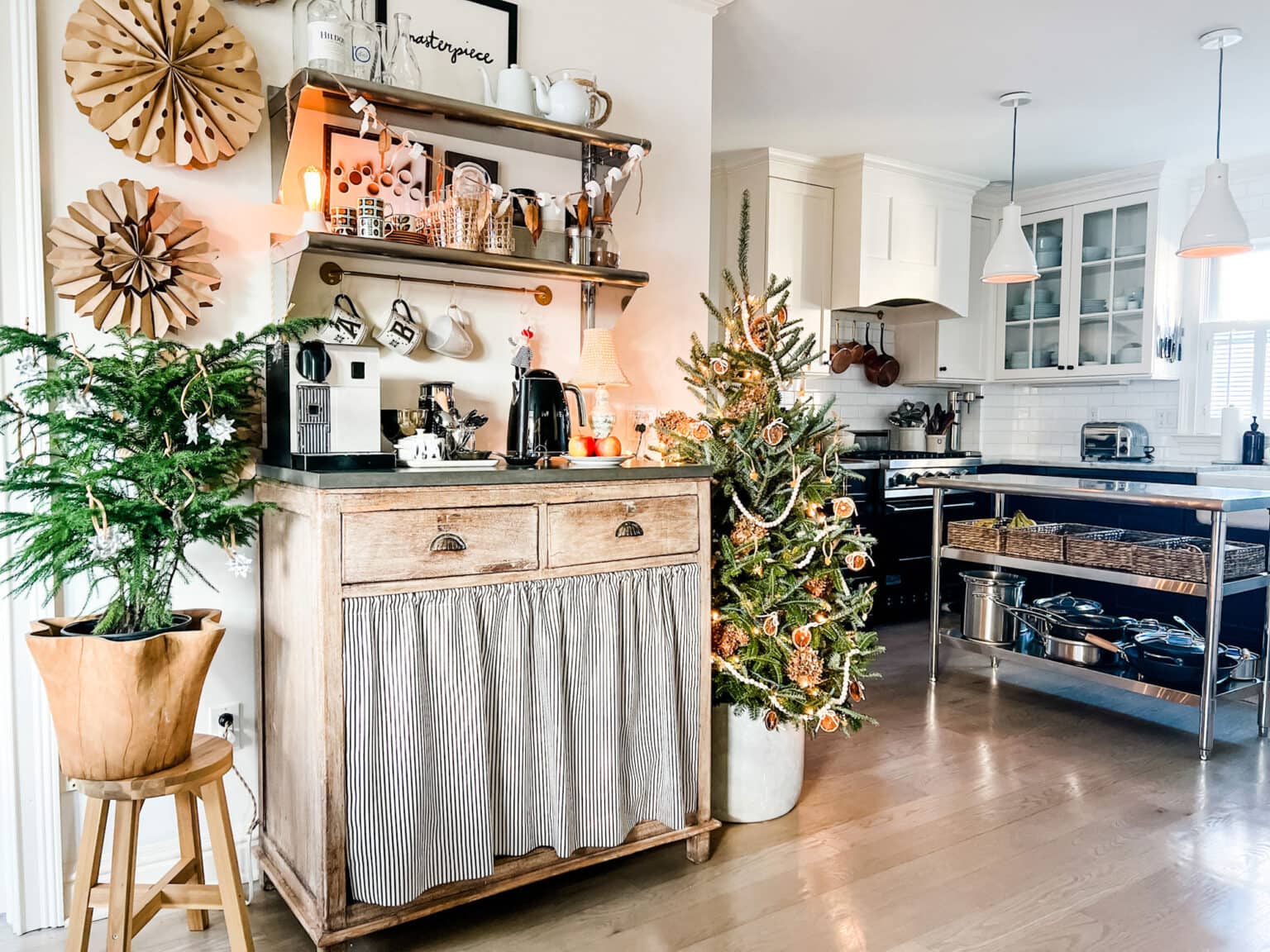 How to Decorate a Kitchen Christmas Tree All Natural | Most Lovely Things